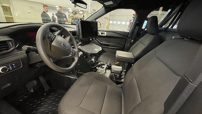 Le nouveau design de la police de Lévis dessiné par un patrouilleur ...