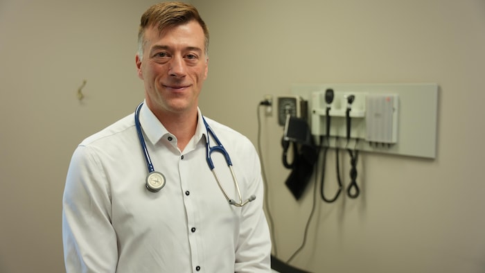 Un médecin de l’Outaouais qui souhaite pratiquer au privé subit un ...