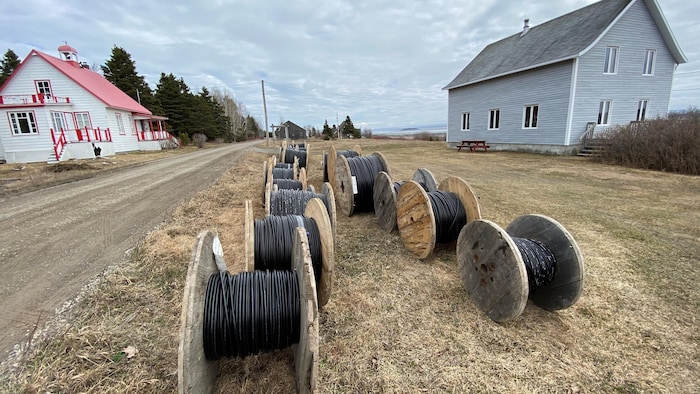 L’épineuse traversée sous-marine de la fibre optique vers l’île Verte ...