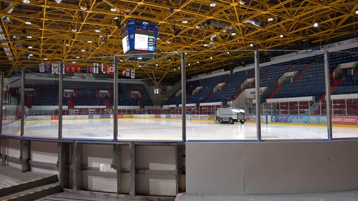 Cornwall veut ravoir son équipe de hockey junior majeur | Radio-Canada