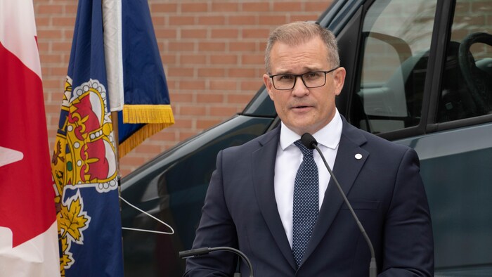 La police a besoin d’aide pour retrouver le meurtrier d’un membre des ...