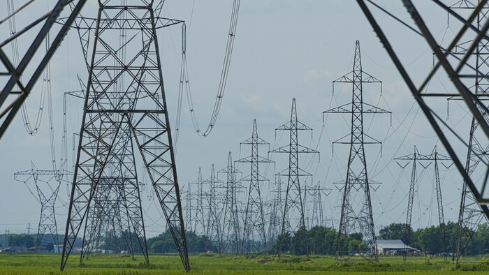 Une panne majeure a plongé plus d’un million de foyers dans le noir au ...