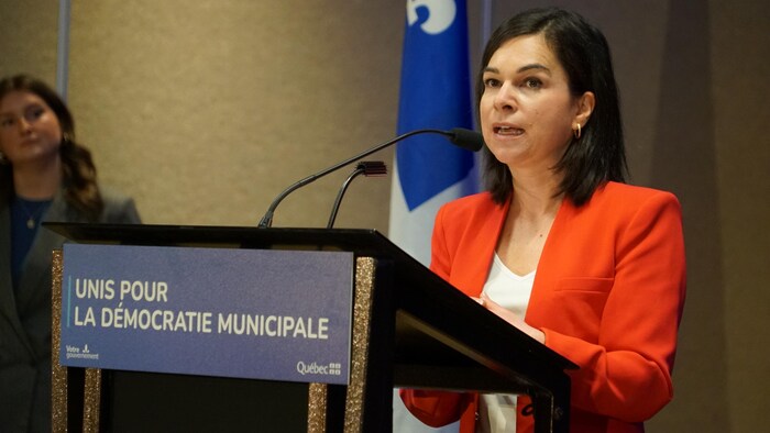 Québec octroie 2 M$ pour le soutien psychologique des élus municipaux ...