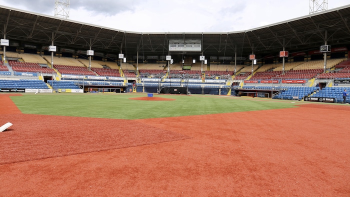 11,35 M$ pour rénover le stade Canac | Radio-Canada