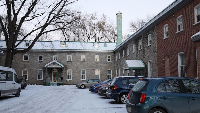 Le Groupe Norplex achète le monastère des Frères capucins | Radio-Canada
