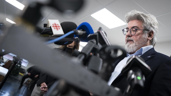 Crise au PLQ : Pablo Rodriguez menace de poursuivre Le Journal de ...