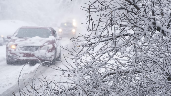 Environnement Canada lance un nouveau système d’alertes météo par code ...