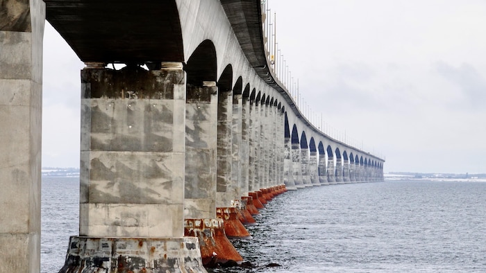 25 ans plus tard, le pont de la Confédération reste une prouesse d ...