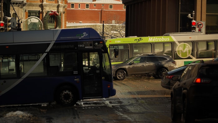 Le RTC ajuste ses services pour le printemps | Radio-Canada