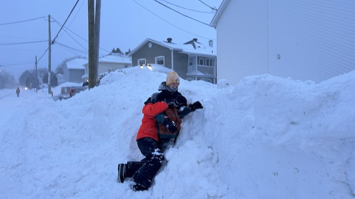 Le bonhomme de neige, icône de l’hiver depuis 200 ans | Radio-Canada