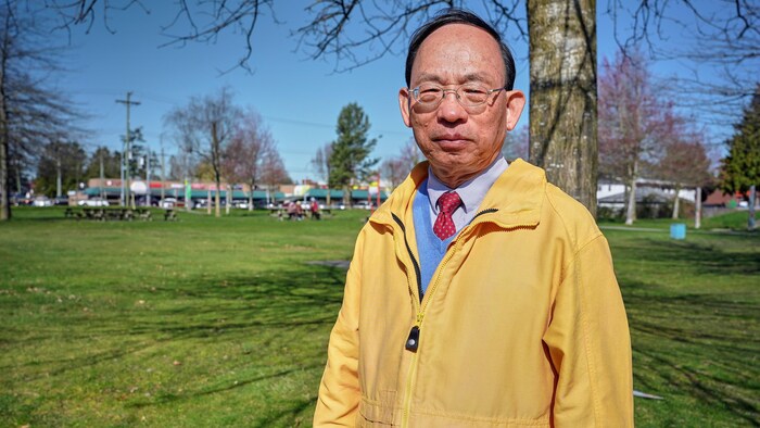 Victor Ho imperturbable face au mandat d’arrestation de la police de ...
