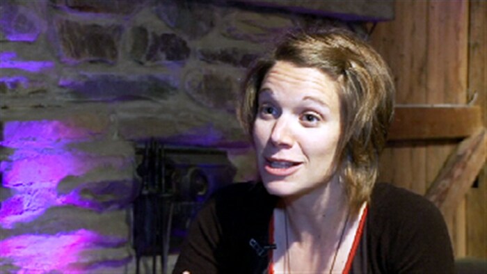 Le run de lait de la conteuse Arleen Thibault | Radio-Canada