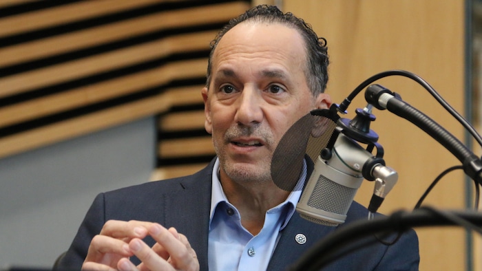 Québec conclut un accord sans cible précise avec les médecins ...