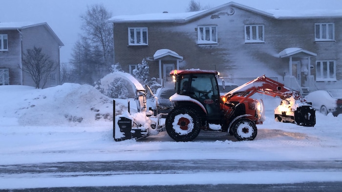 L’industrie du déneigement résidentiel en pleine tempête | Radio-Canada