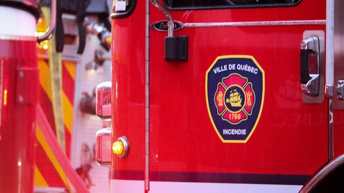 Entente de principe entre la Ville de Québec et ses pompiers | Radio-Canada
