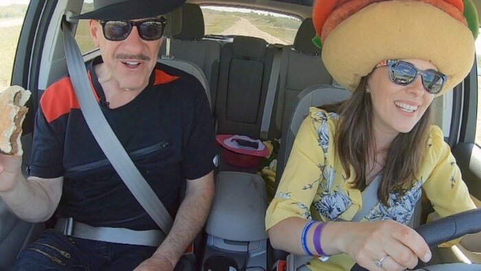 Karaoké covoiturage avec Jacques Chauvin et la Fureteuse | Radio-Canada