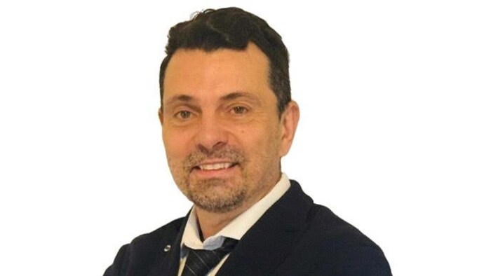 Vagues de changements dans les mairies de la Côte-Nord | Radio-Canada