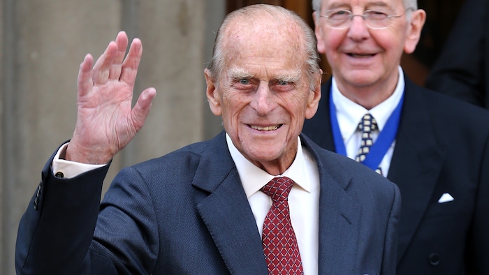 Hospitalisé, le prince Philippe transféré pour des examens cardiaques ...