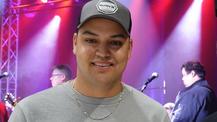 Les artistes innus brillent au Gala Teweikan | Radio-Canada