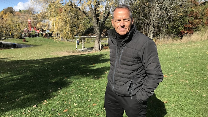 Une course à quatre se dessine pour la mairie de Lac-Brome | Radio-Canada