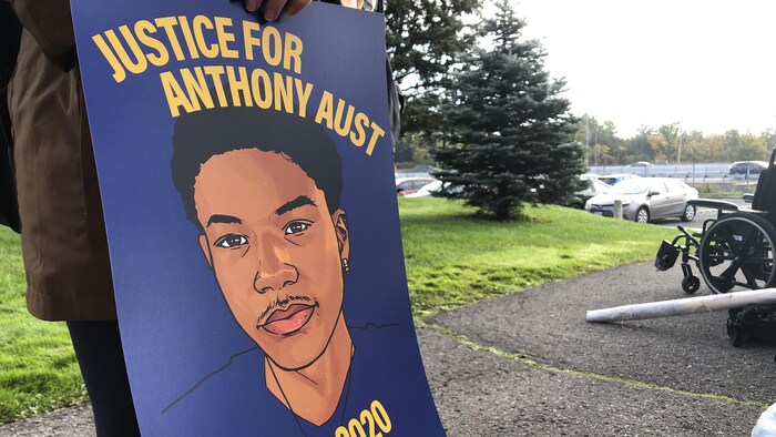 Un an après la mort d’Anthony Aust, la communauté se rassemble à Ottawa ...