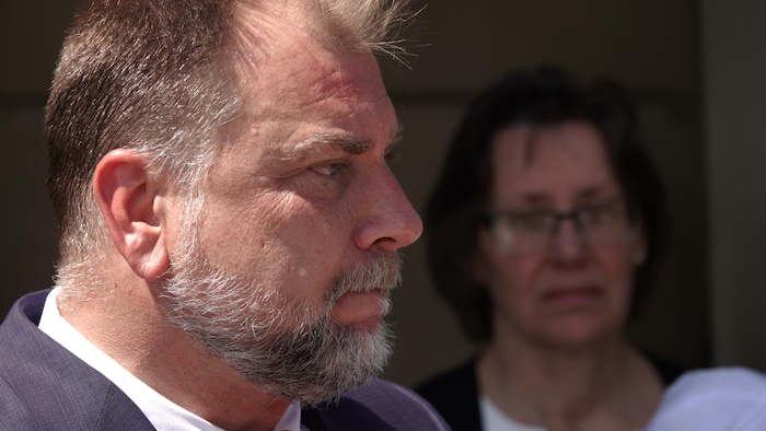 Artur Pawlowski affirme que des « représentants » de Danielle Smith ...