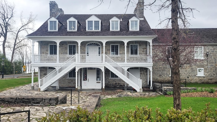 On a testé le jeu d’évasion de l’Auberge Symmes | Radio-Canada