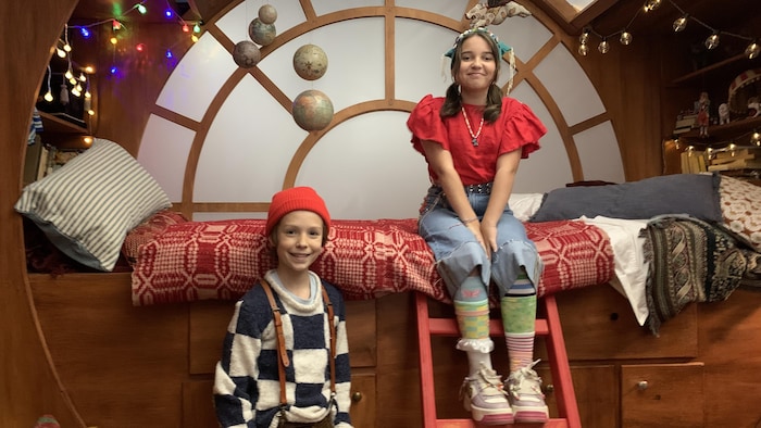 Visite du plateau de tournage de la nouvelle série jeunesse Cirkus ...