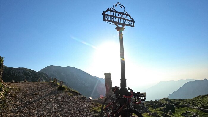 Pédaler 700 km dans les montagnes italiennes en trois jours : l’exploit ...