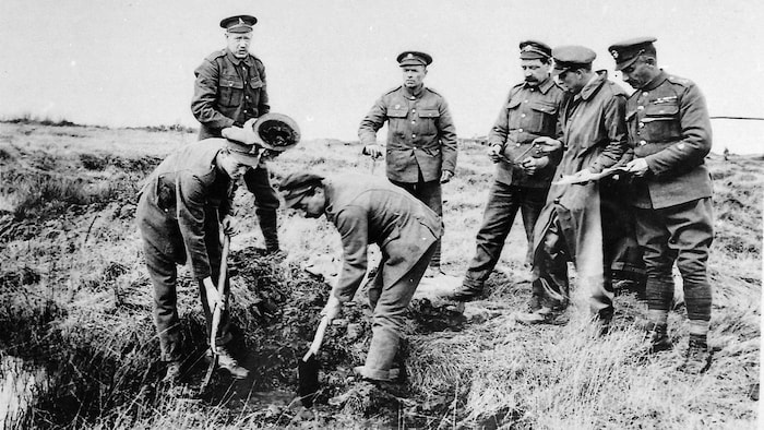La Sherlock Holmes de l’armée ravive le souvenir des soldats disparus ...