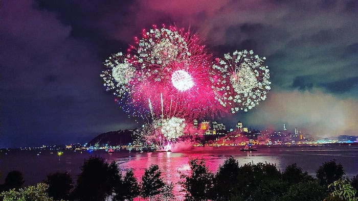 Virage écologique pour les 28e Grands Feux Loto-Québec | Radio-Canada