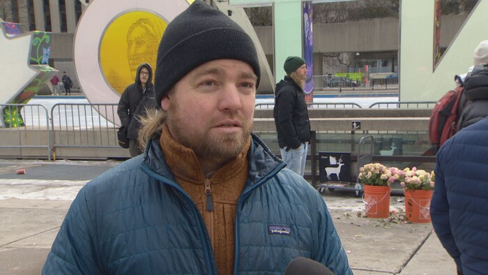 Des manifestants ciblent l’approche « inacceptable » du sans-abrisme ...