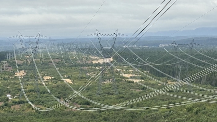 Les premiers détails du tracé d’Hydro-Québec en Mauricie | Radio-Canada