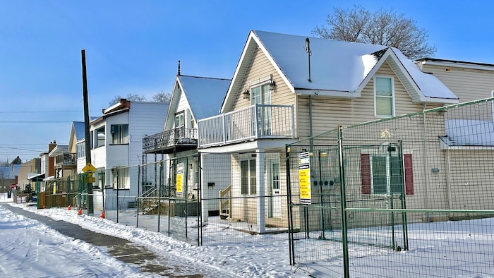 Valoriser le quartier Vanier une maison et une photo à la fois | Radio ...