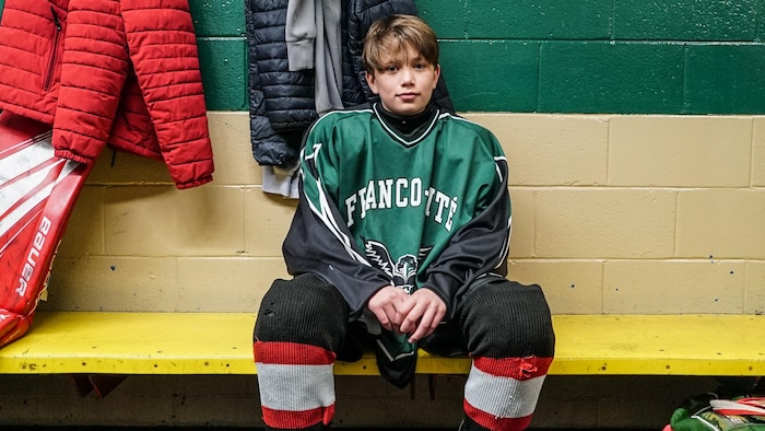 Un tournoi de hockey en français dans le Grand Sudbury | Radio-Canada