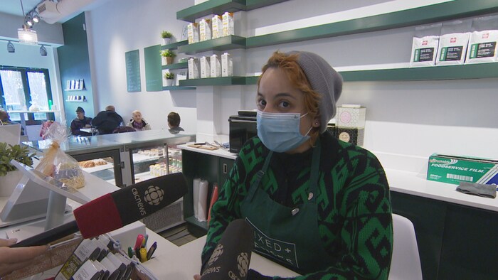 Réouverture en Ontario : les clients au rendez-vous dans les commerces ...
