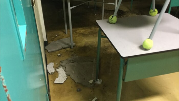 Retour à l’école Mont-Bleu : un bâtiment rénové, mais l’état du ...