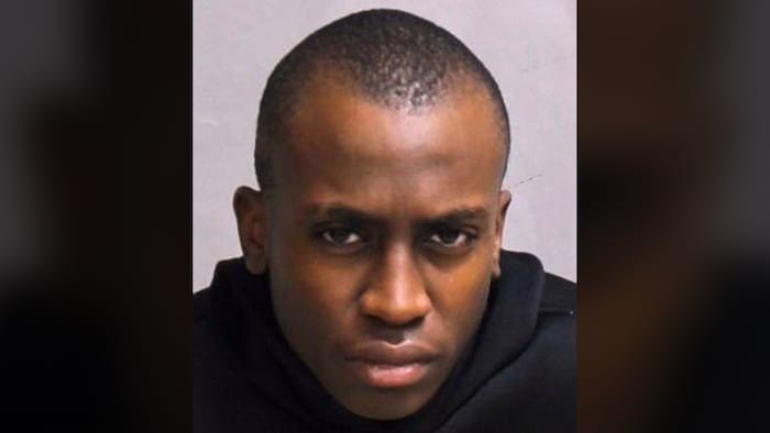 Le suspect de l’agression au couteau dans le métro de Toronto arrêté ...