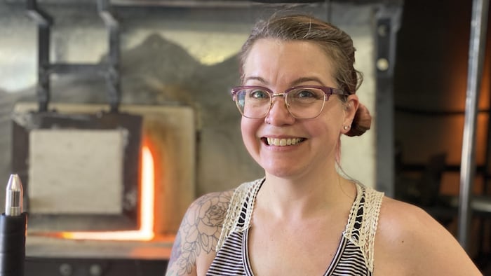 Sonya Marie-Pierre Labrie, le verre soufflé comme sport | Radio-Canada