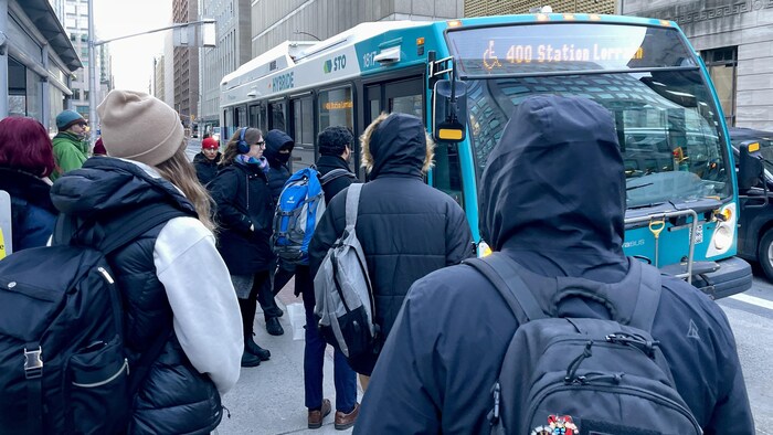 « Un bon départ » pour le retour des lignes 100 et 200, selon la STO ...