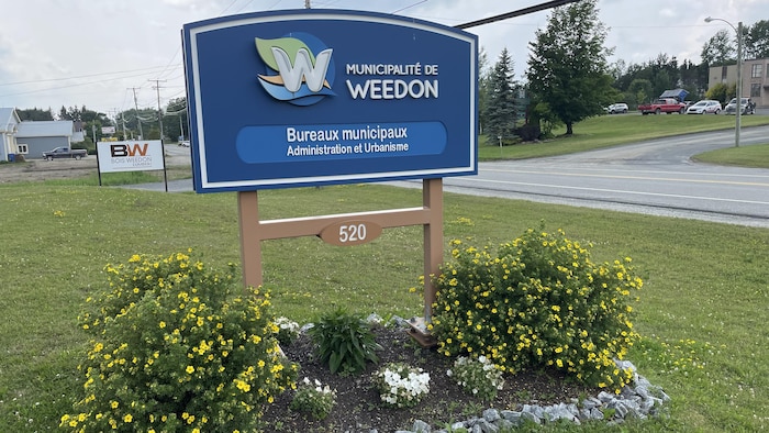 Le centre communautaire de Weedon fait peau neuve | Radio-Canada