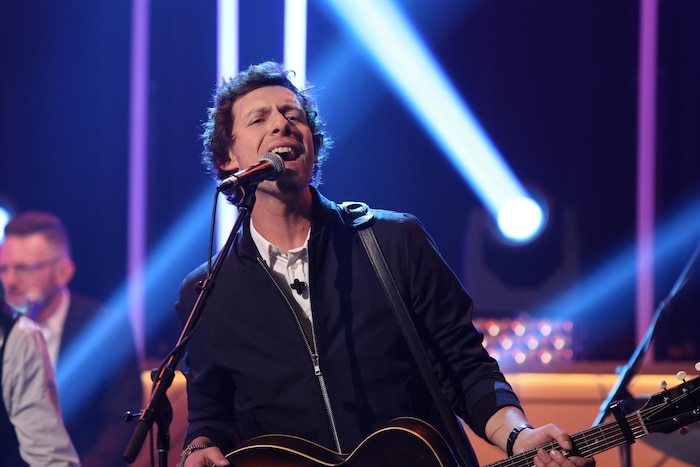 ADISQ : Daniel Bélanger et Klô Pelgag dominent les nominations | Radio ...