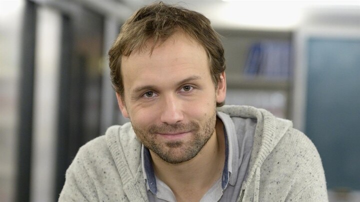 Émile Proulx-Cloutier présente son nouveau spectacle À mains nues ...