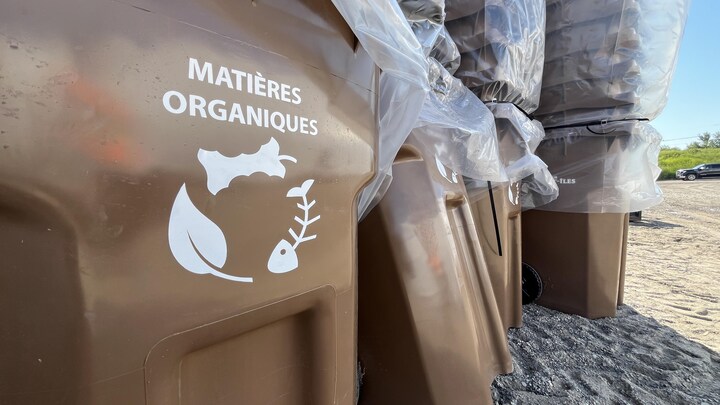 Coup d’envoi pour les bacs bruns dans la Manicouagan