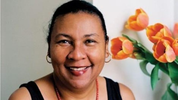 L’amour comme action politique : la pensée de Bell Hooks expliquée par ...