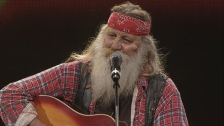 Cayouche selon sa grande amie Barbara Losier | OHdio | Radio-Canada