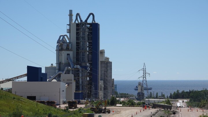 Cimenterie McInnis : violations aux règles environnementales | OHdio ...