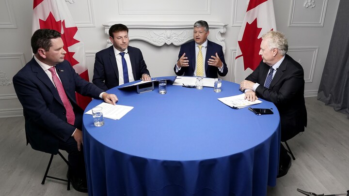 Un 3e débat à l'avantage de Jean Charest | OHdio | Radio-Canada