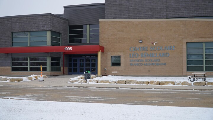 Des élèves du Centre scolaire Léo-Rémillard offrent une baladodiffusion ...