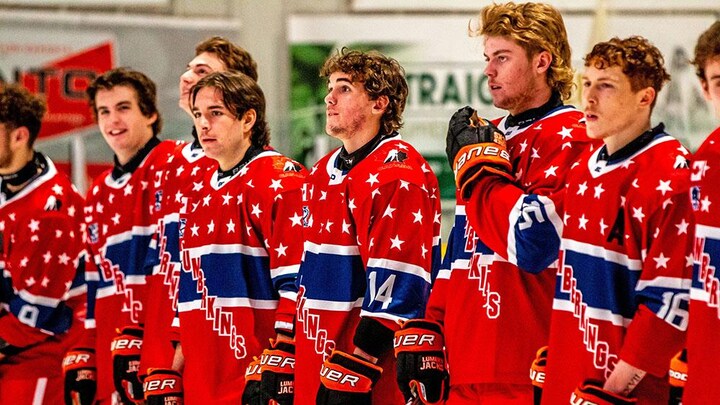 Une partie pour célébrer les 75 ans des Lumber Kings de Hearst | OHdio | Radio-Canada